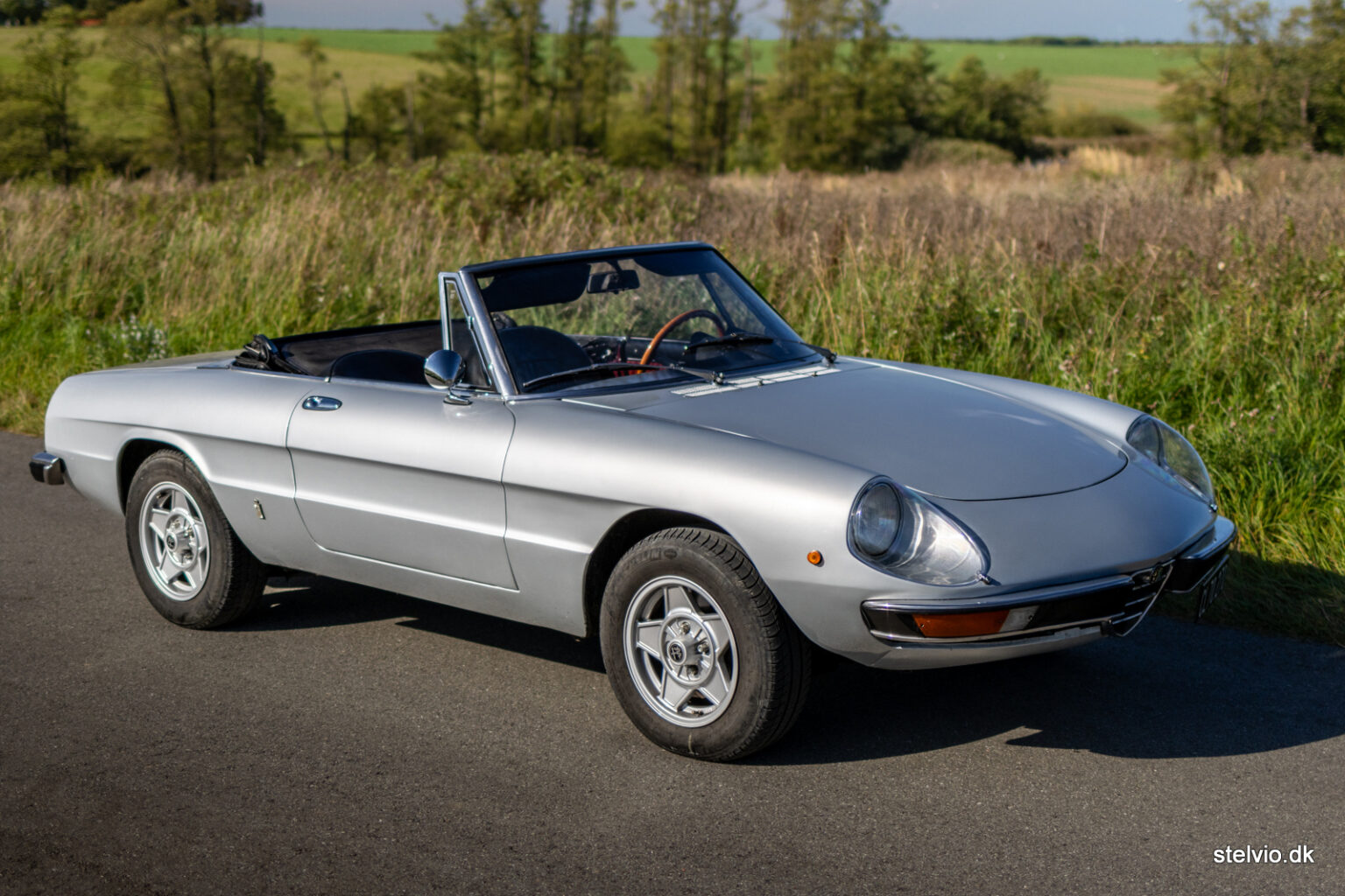 Alfa Romeo Spider 2000 Veloce - 1972 | Stelvio Automobili